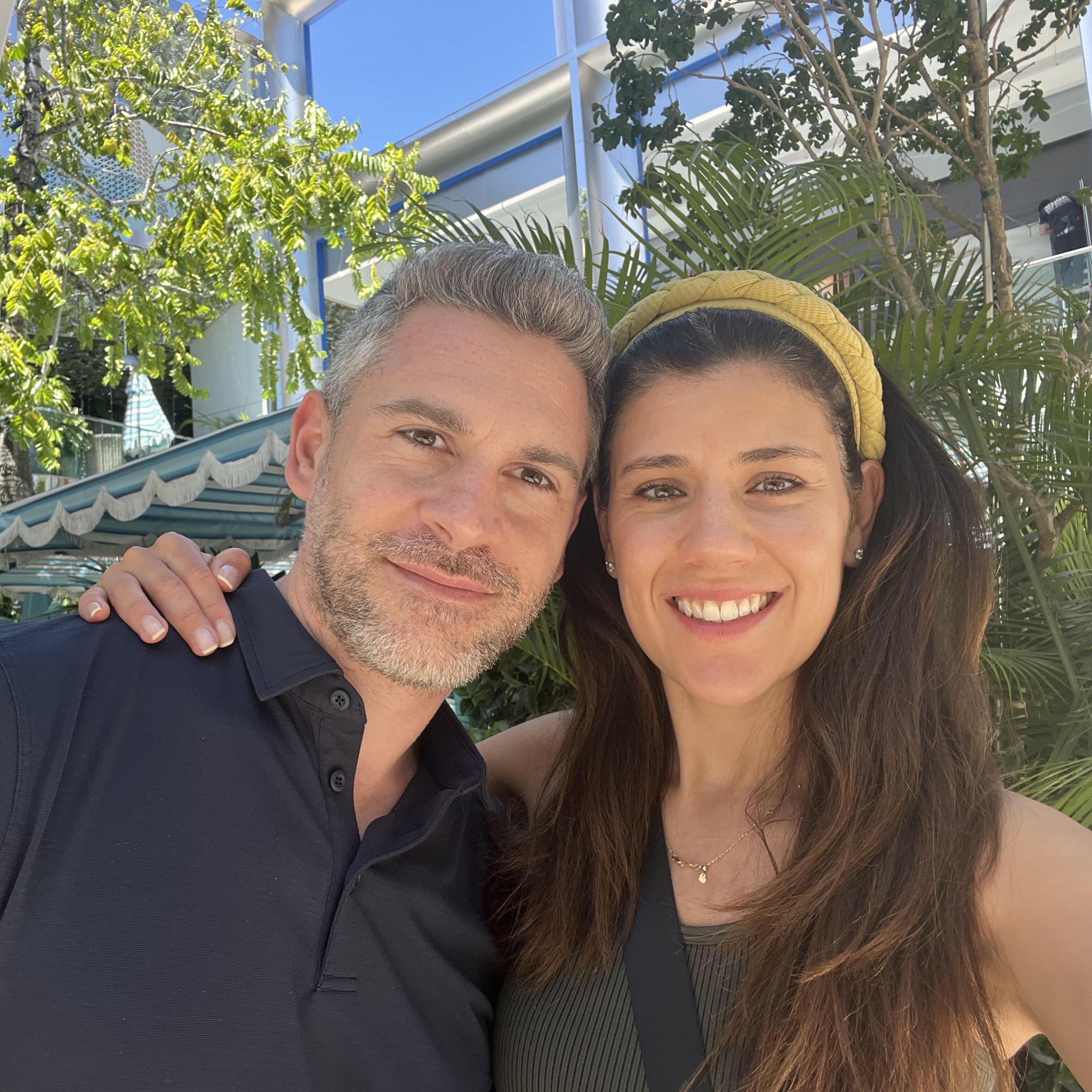 Experienced Nanny Needed in Toronto, ON - Earn $23/Hour - Family in Toronto, ON | CanadianNanny.ca