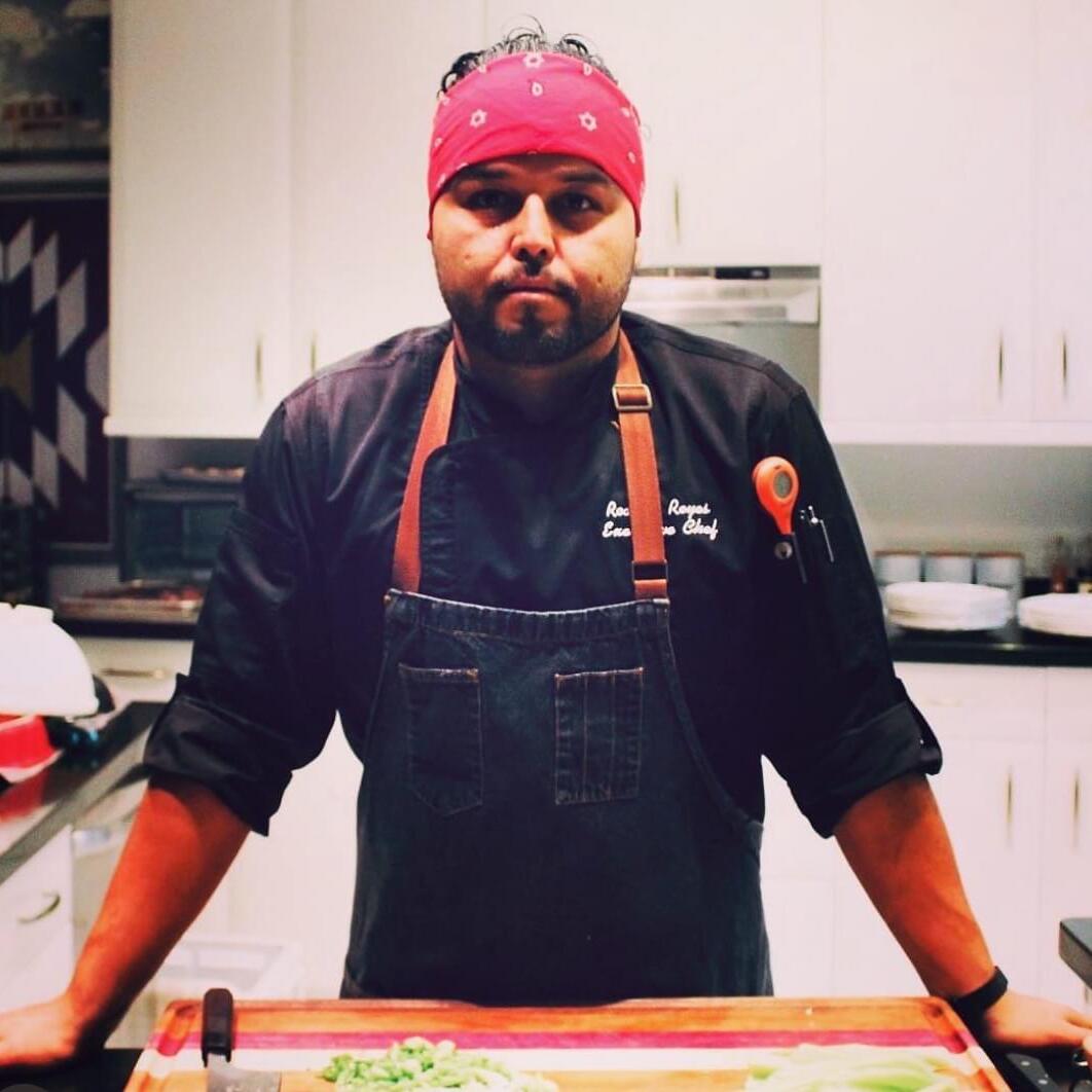 Professional chef with over 25 years of hands on experience and the ...
