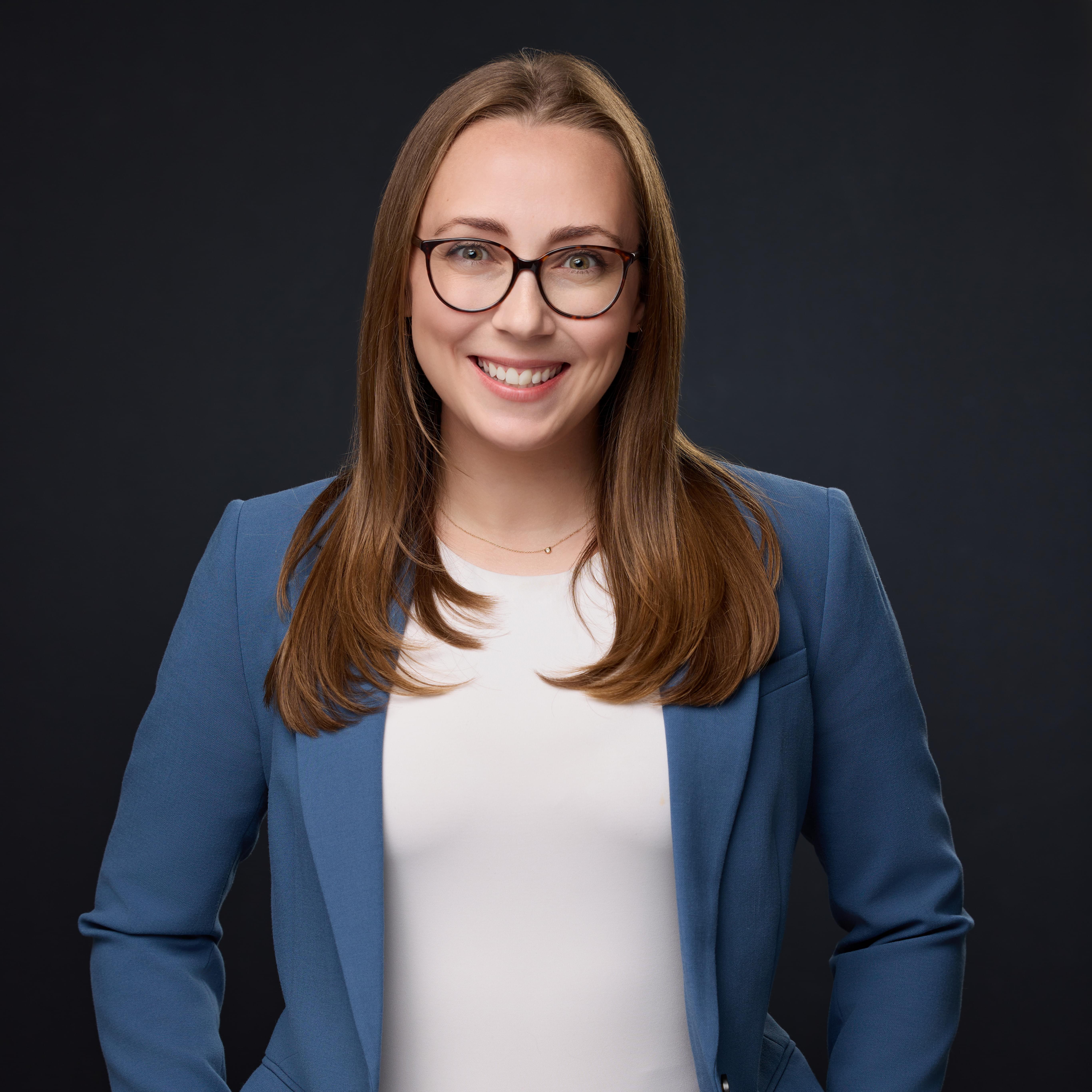 Experienced Nanny Wanted in Bradford West Gwillimbury, Ontario - Earn ...