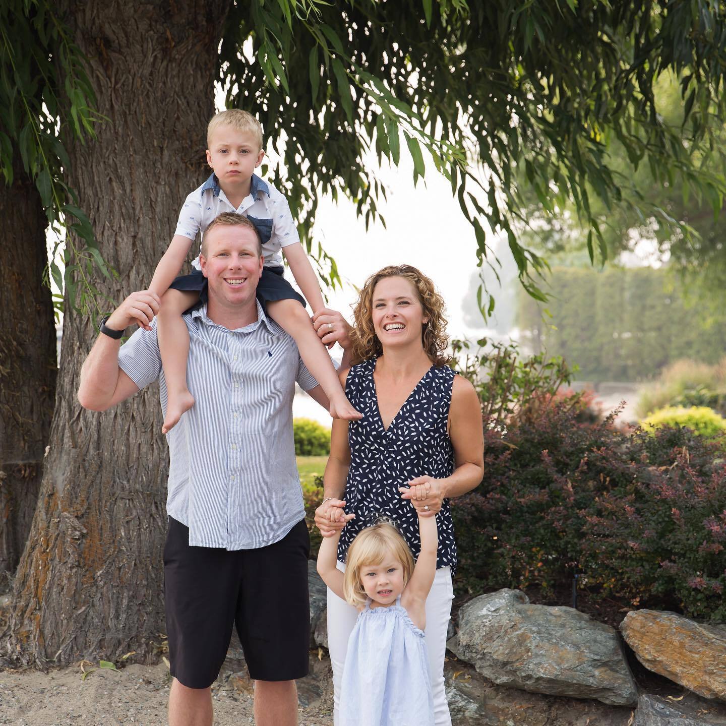 Part time nanny/ baby sitting wanted in Vancouver - Family, English in ...