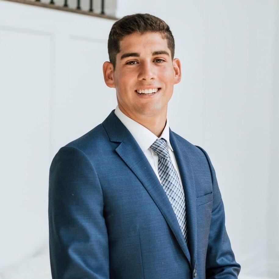 Hire Experienced Videographer in Oshawa, Ontario - Capture Magical ...